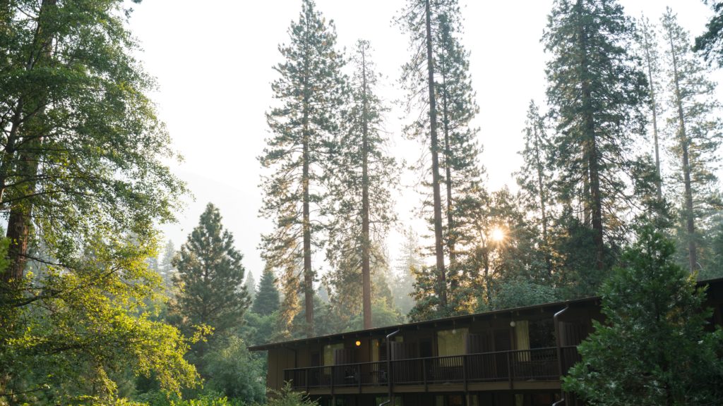 yosemite-valley-lodge-exterior-8 | Nation's Vacation